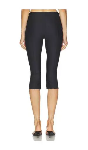 SKIMS Body Capri