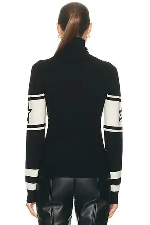 Perfect Moment Schild Sweater