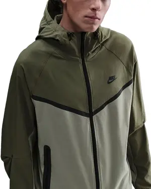 Nike Colorblocked Tech Jacket - Light Army/olive/black