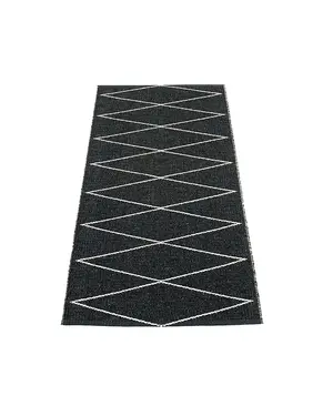 PAPPELINA Max Rug, 27 X 63 Black