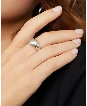 ORADINA Sterling Swirl Dome Ring
