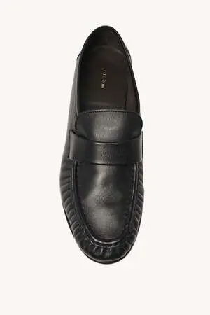 THE ROW Soft Loafer In Leather - Black