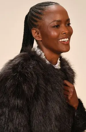 ISAAC MIZRAHI NEW YORK Crop Faux Fur Coat