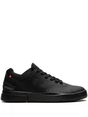 On The Roger Advantage Sneakers - Black