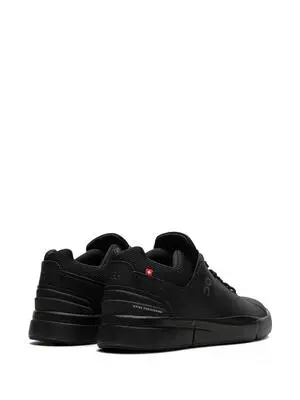 On The Roger Advantage Sneakers - Black