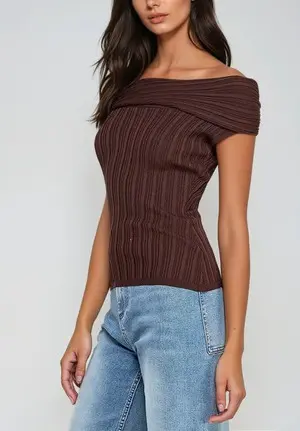 SISTERLY Amélie Off-shoulder Ribbed Contour Top
