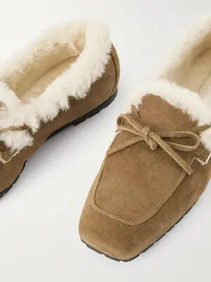 AeydĒ Jasper Bow-detailed Shearling-lined Suede Loafers - Tan