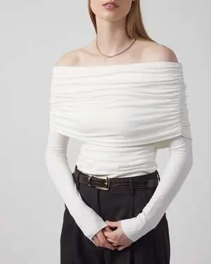 VIVEH Off-the-shoulder Viscose Top - Coconut