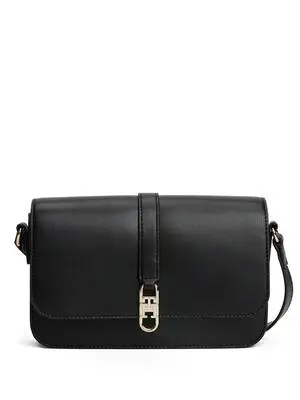 Tommy Hilfiger Flap Cross Body Bags