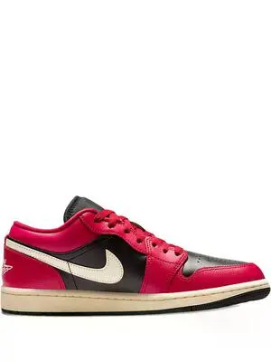 JORDAN Air 1 Low Sneakers - Red