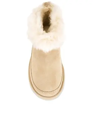 UGG Classic Ultra Mini Chalet Boot