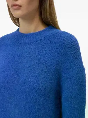 Closed Crew-neck Long-sleeve Sweater