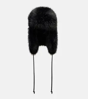 Perfect Moment Trapper Hat - Black