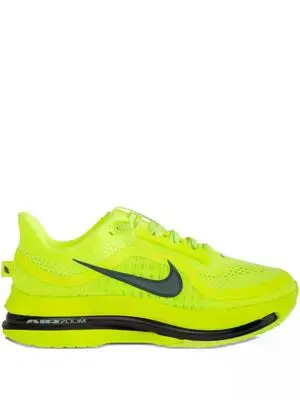 Nike Pegasus Premium Sneakers - Yellow