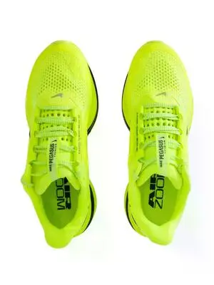 Nike Pegasus Premium Sneakers - Yellow