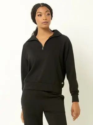 Single Stitch Collared Activewear For Women