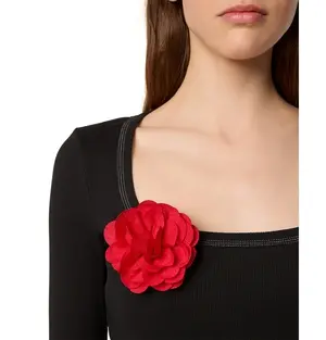 Tresse Tango Rosette Top