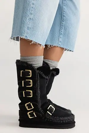 Mou Bergy Buckle Boots - Black