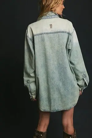 ONETEASPOON Essential Denim Shirt