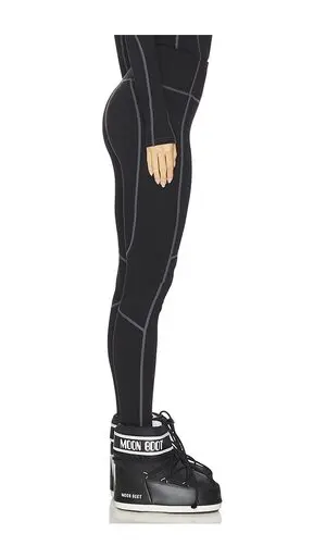 HALFDAYS Hallie Legging