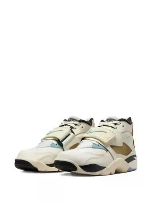 Nike Air Diamond Turf Sneakers - Neutrals