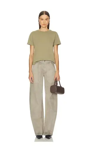 GRLFRND Small Tee - Olive