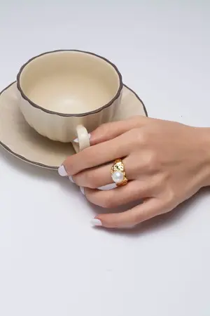 CLASSICHARMS Nora Freshwater Pearl Statement Ring - Gold