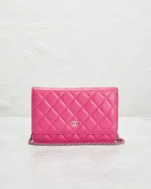 FWRD RENEW Chanel Lambskin Wallet On Chain
