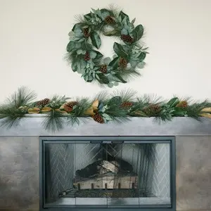 CG HUNTER 28 Inch Magnolia, Eucalyptus, Pinecone
