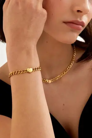KATIE LOXTON Allure Heart Chain Bracelet