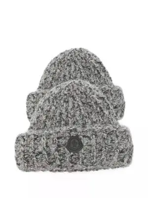 Moncler Ribbed Logo-patch Beanie Hat - Grey