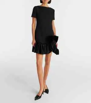 ROGER VIVIER Virgule 55 Sequined Slingback Pumps - Black