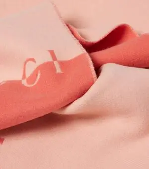 Gucci Logo Wool And Cashmere Scarf - Pink
