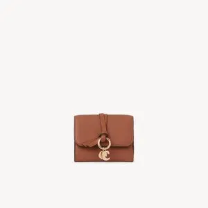 Chloé - Small Alphabet Tri-fold In Grained Leather - - Single Tan