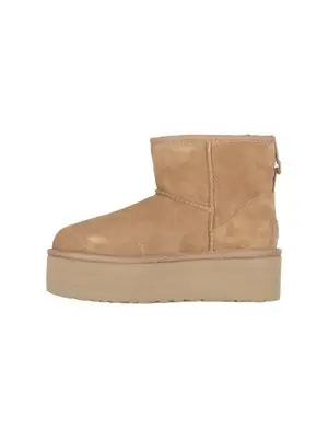 UGG Plateau Classic Mini Boots - Beige