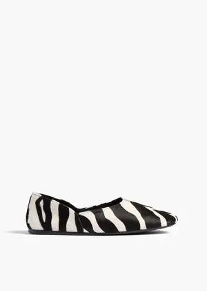 Khaite Jane Flat In Zebra Haircalf - Black / White
