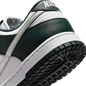 Nike Dunk Low Sneakers - Green