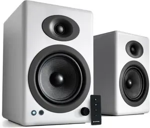 AUDIOENGINE A5+ Classic Powered Bookshelf Speakers White
