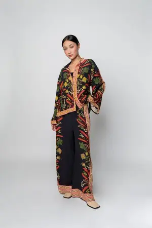RAISHMA Printed Oversized Shirt