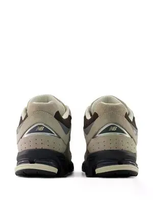 NEW BALANCE 2002r Sneakers