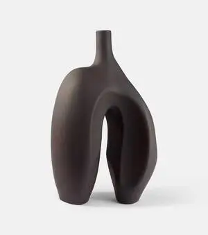101 COPENHAGEN Ni Medium Ceramic Vase By Kristian Sofus Hansen And Tommy Hyldahl Brown