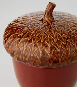 BORDALLO PINHEIRO Gudrun Acorn Large Earthenware Container Claudia Schiffer
