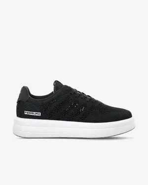 FESSURA Foam K Flyknit Sneakers - Black