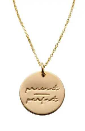 MADE BY MARY Pause Collection Disc Necklace Gold Filled - Present-perfect