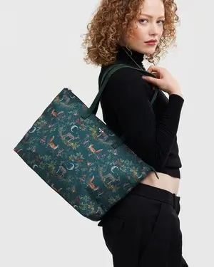 FABLE ENGLAND Into The Woods Large Grab Tote - Woodland Green