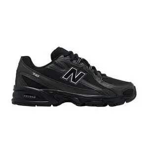 NEW BALANCE 740 Sneakers - Black