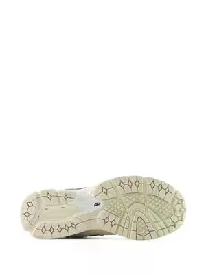NEW BALANCE 2002r Lace-up Sneakers - Neutrals