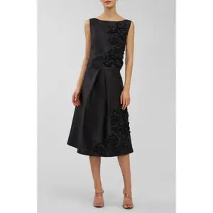 KAY UNGER Anita Floral Appliqué Sleeveless Top
