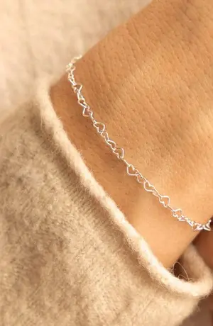 MADE BY MARY Heart Chain Link Bracelet - Gold Filled
