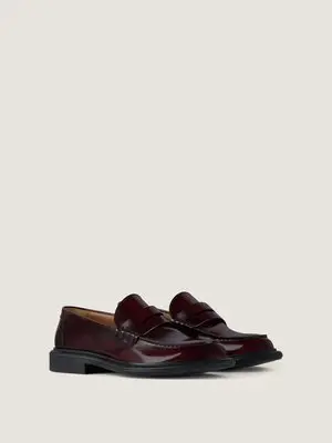 Givenchy Gent Loafers In Brushed Leather - Burgundy